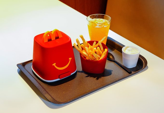 McDonald's France Starts Reusable Packaging To Reduce Waste, Twitter Reacts ...